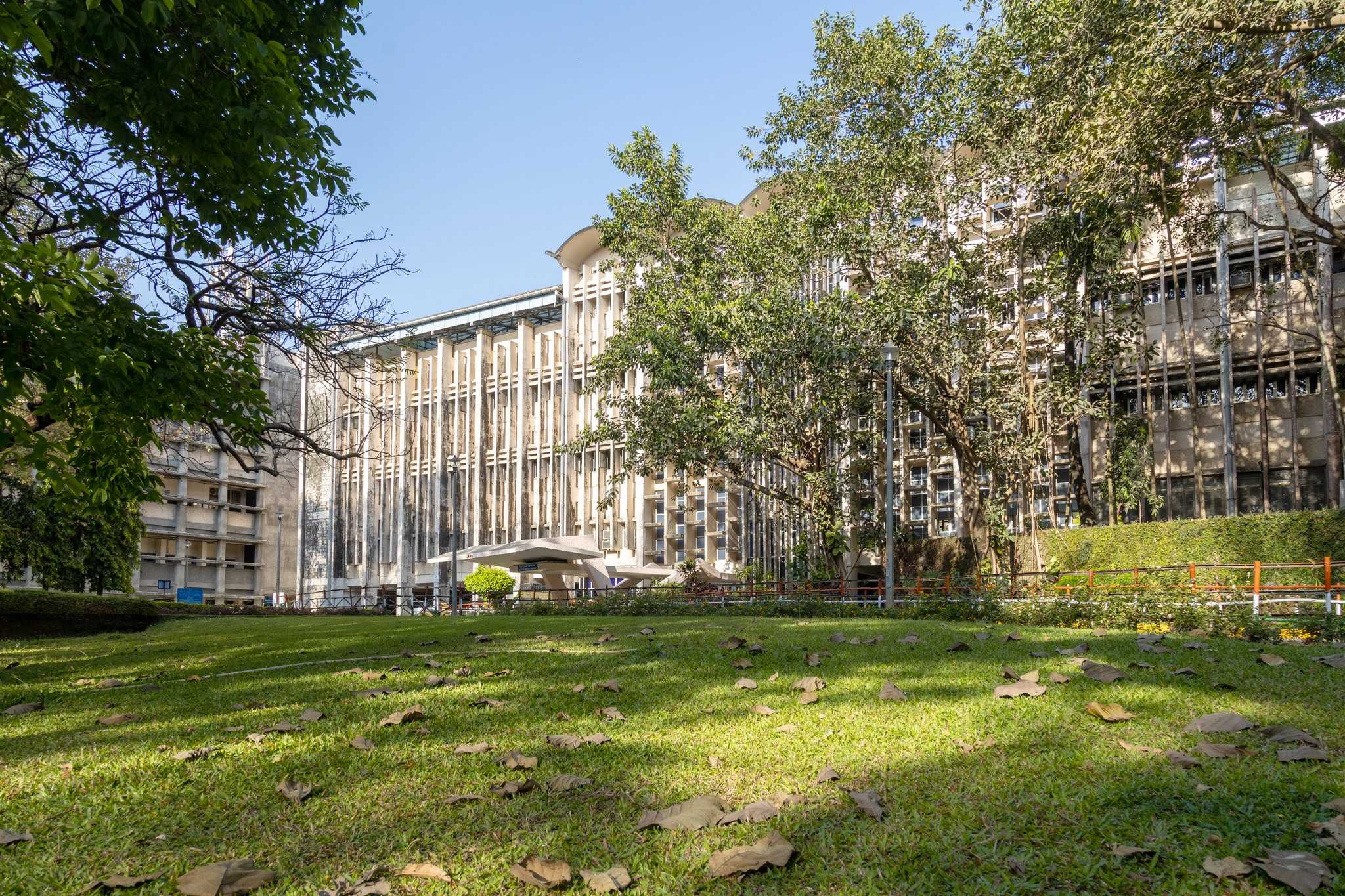 IIT Bombay Secures First Position In India In QS Asia University Rankings 2024 | TimelineDaily