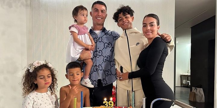 CR7 Celebrates 39th Birthday With Family, Shares Pics | TimelineDaily