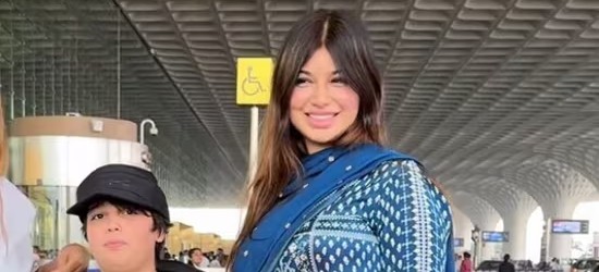 WATCH Ayesha Takia Makes Rare Appearance At Mumbai Airport In New Look ...