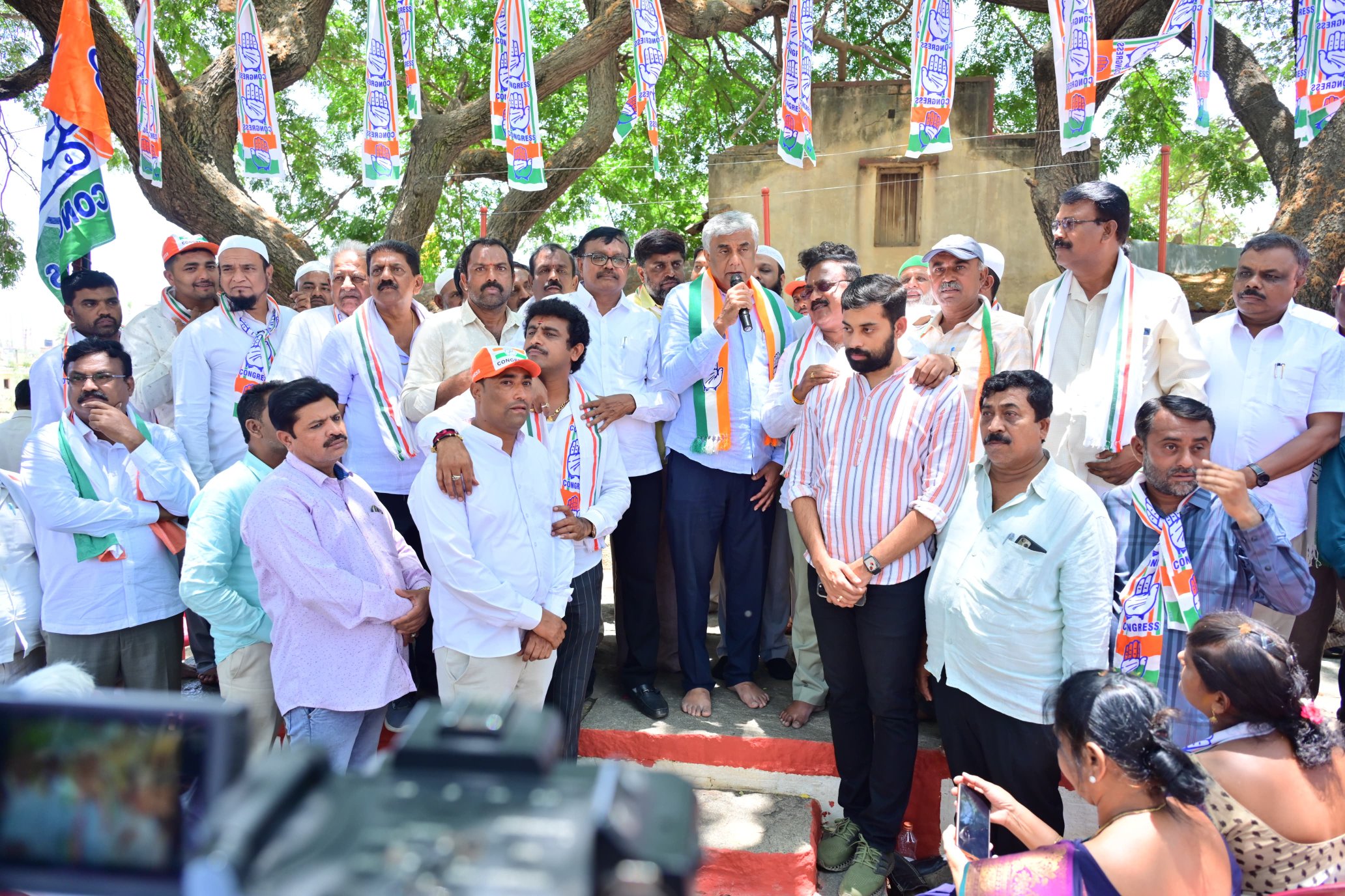 MV Rajeev Gowda, 'Karnataka’s Shashi Tharoor', To Run For The Polls ...