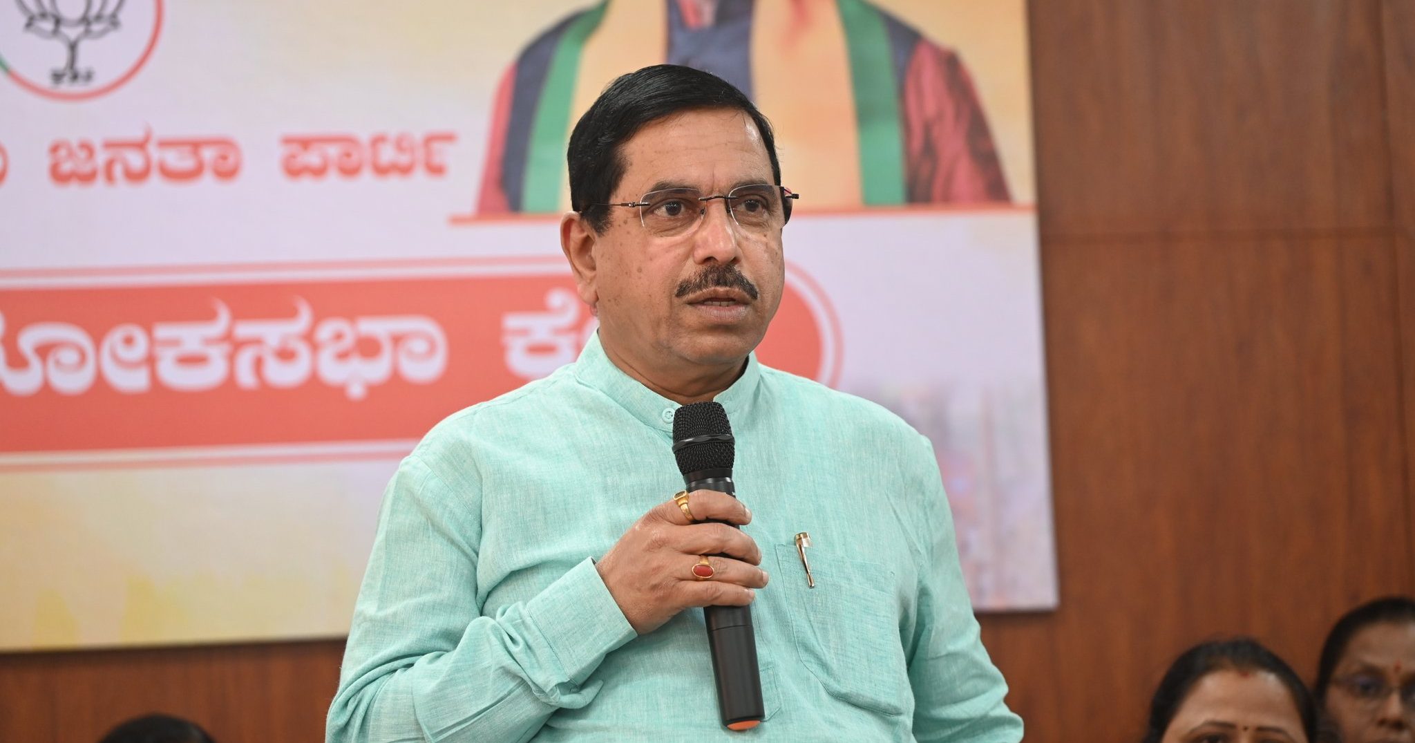 Can Pralhad Joshi Win Fifth Consecutive Term From Dharwad | TimelineDaily