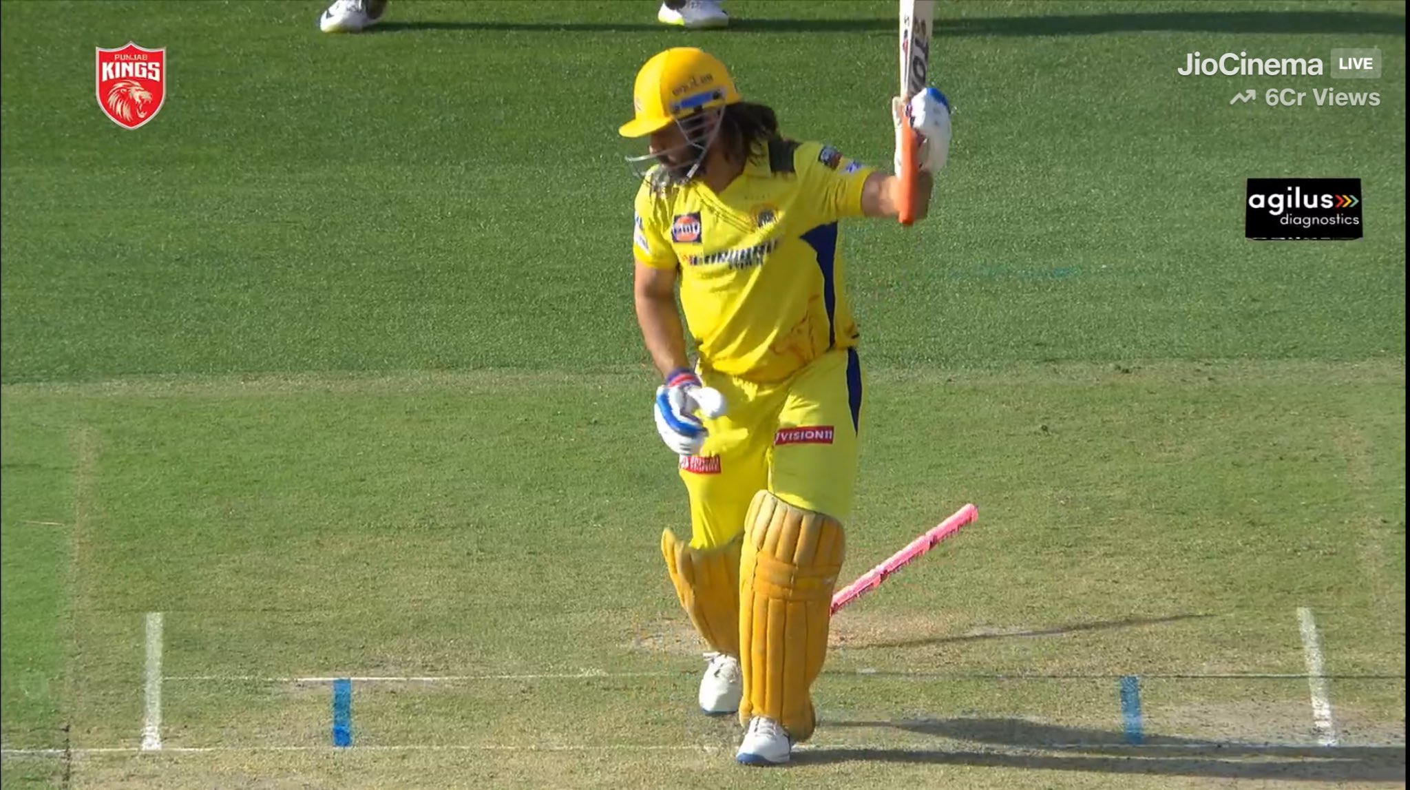 IPL 2024: WATCH CSK Yellow Army Goes Silent As MS Dhoni Gets Dismissed ...