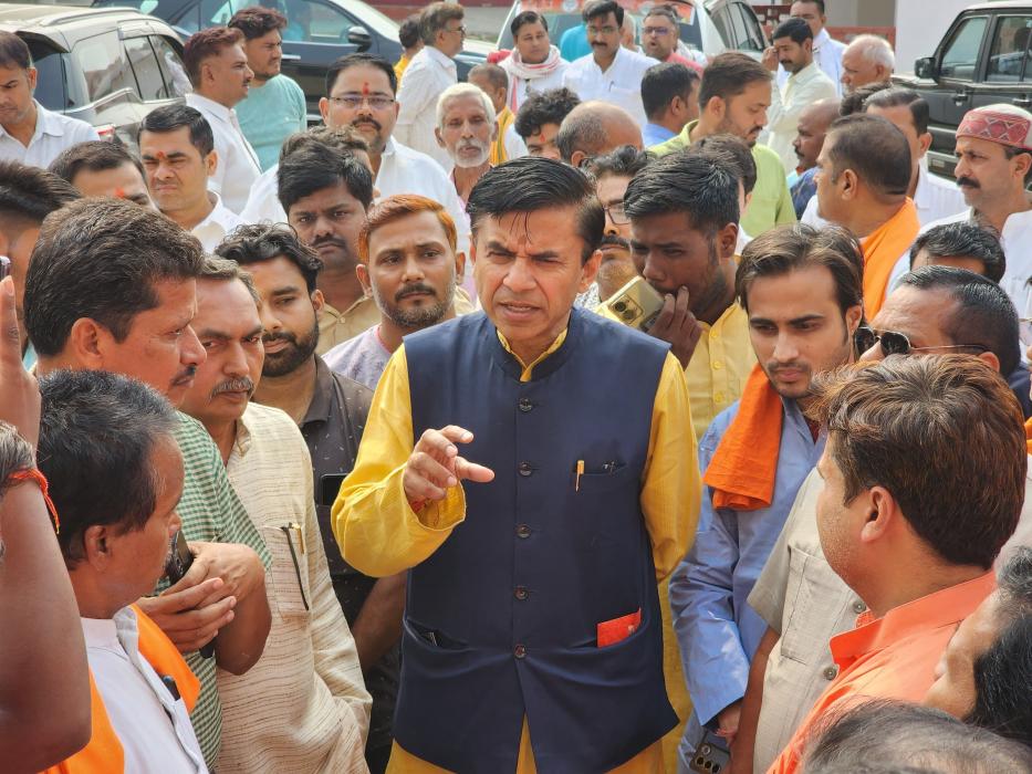 Bjps New Face Shashank Mani Won From Deoria Timelinedaily 0565