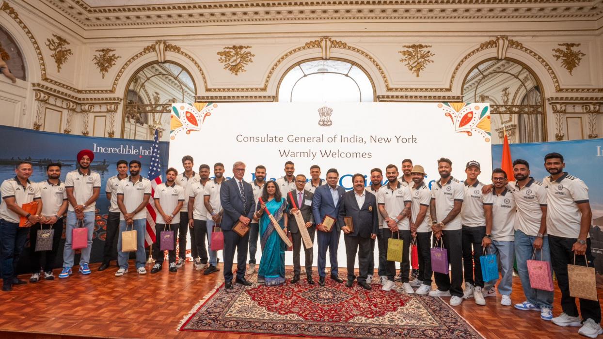 Team India, BCCI Officials Receive Grand Welcome In Indian Consulate ...