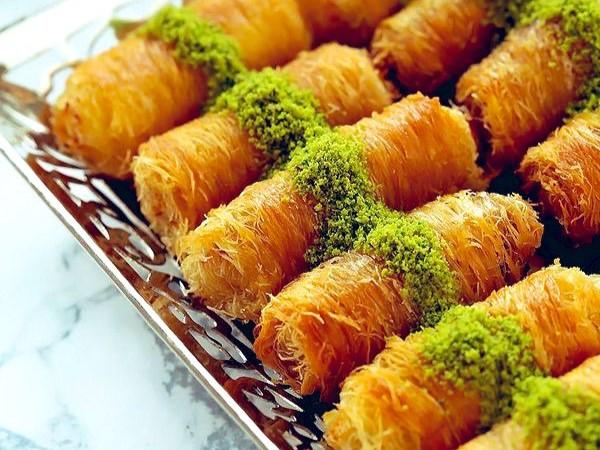 Taste The Traditional Desserts Of Saudi Arabia | TimelineDaily
