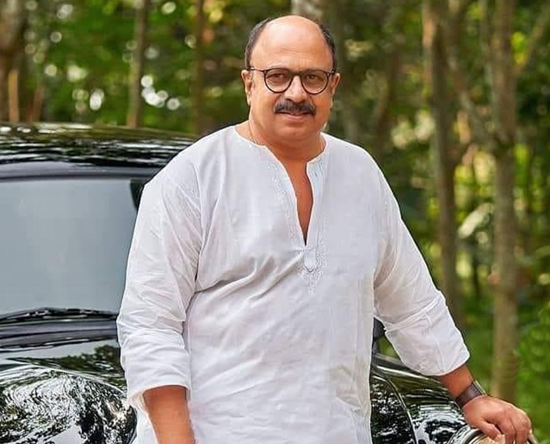 Actor Siddique Absconding: Lookout Circular Issued In Sexual Assault ...