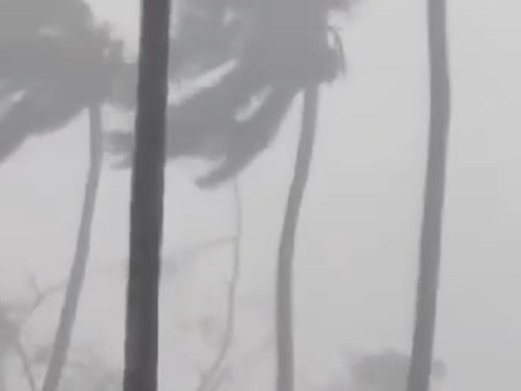 Video: Exclusive Visuals Of Cyclone Dana Landfall In Odisha | TimelineDaily