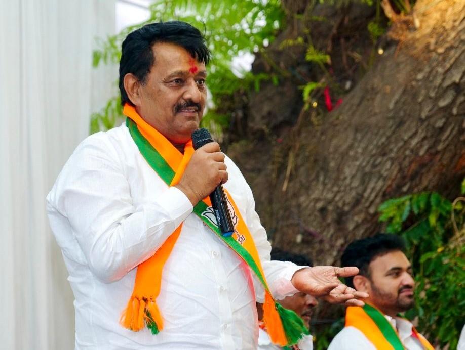 Maharashtra Minister Subhash Deshmukh Aims For A Hat-Trick In Solapur ...