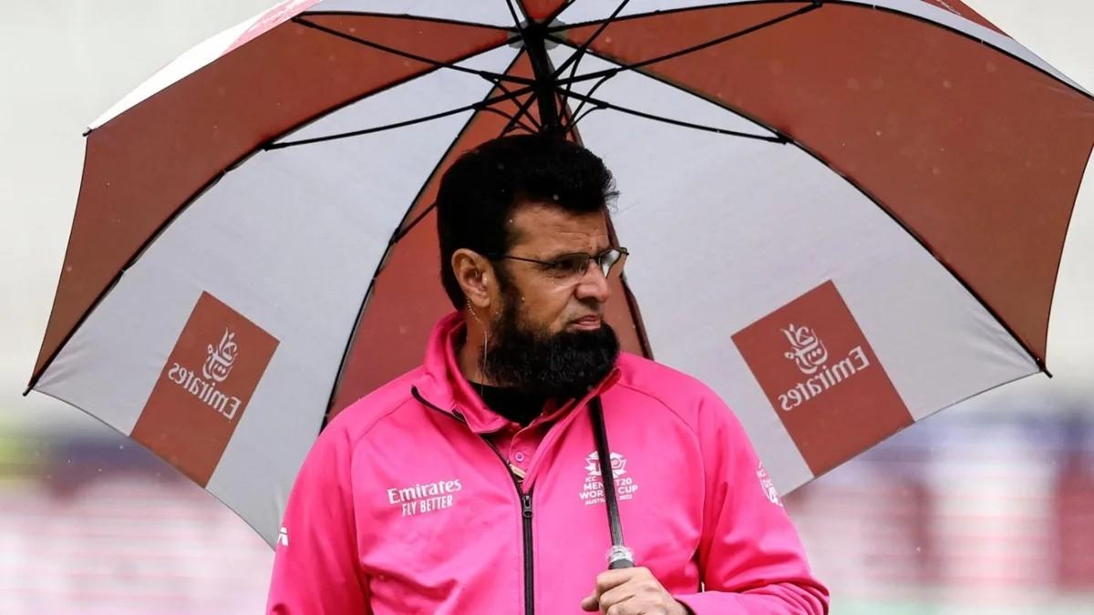 Umpire Aleem Dar Named Voting Member In Pakistan's Selection Committee ...