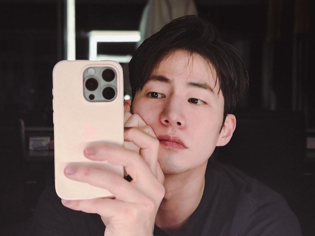 South Korean Actor Song Jae-Rim Found Dead At His Seoul Apartment ...