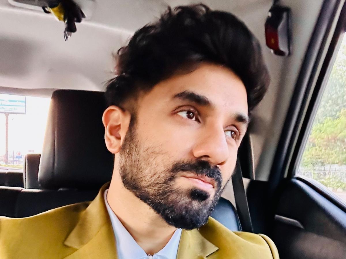 When Vir Das Met An IIT Graduate Indian Scientist Working As Driver In ...