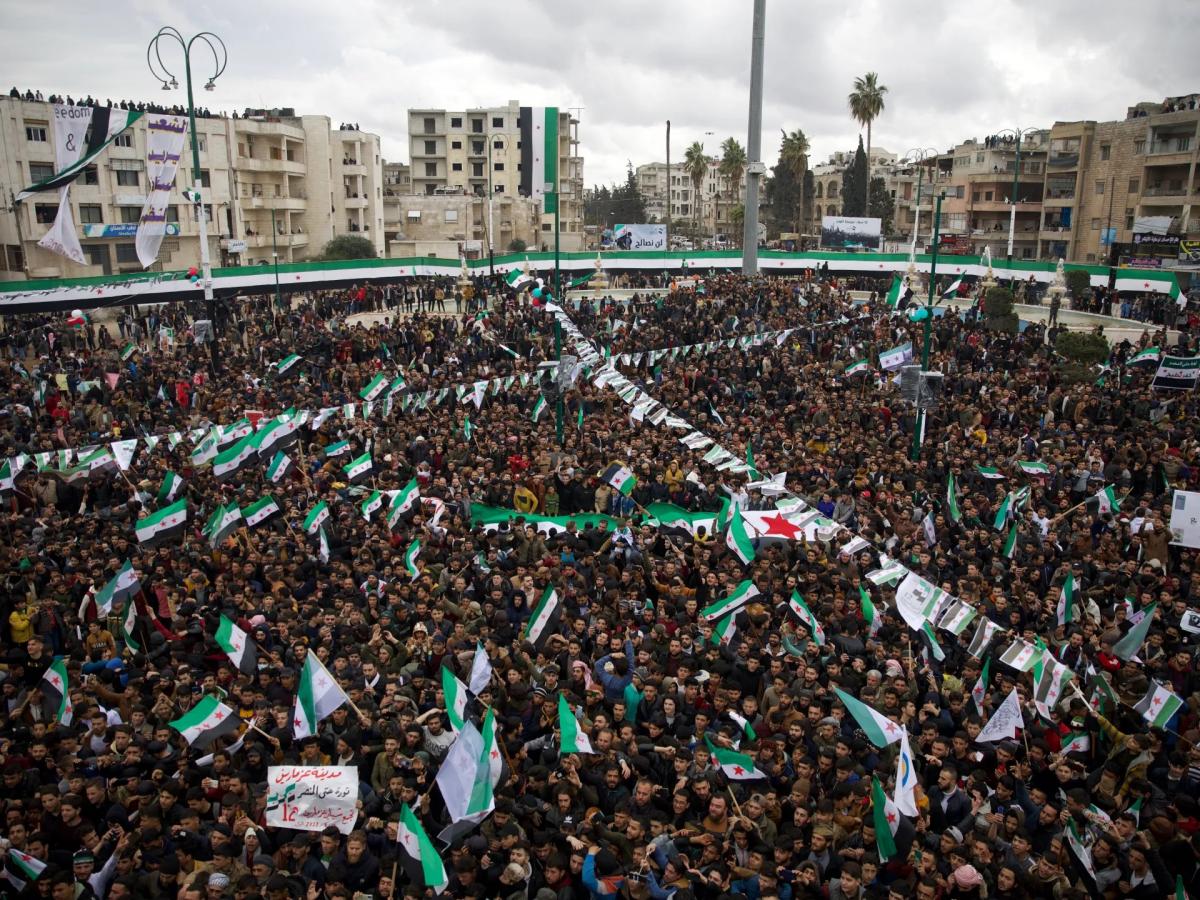 "Damascus Has Been Liberated"; Syrians Gather At Lebanon Border To ...