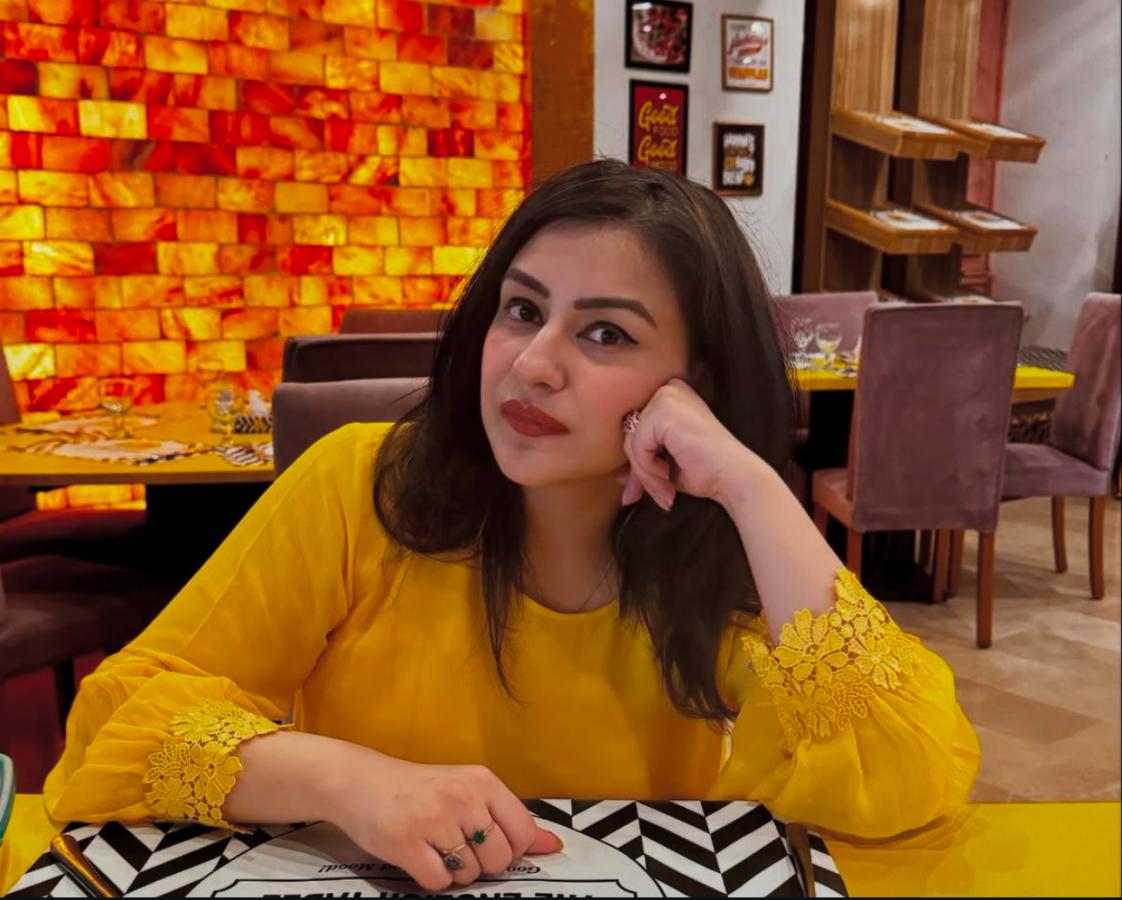 Pakistan News Anchor Mona Alam Files Police Complaint After Fake Leaked ...