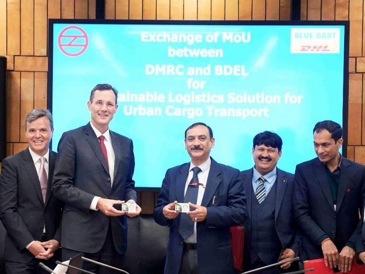 Delhi Metro To Introduce 'South Asia's First' Metro-Enabled Cargo ...