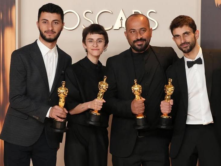 Academy Apologises After Over 600 Oscar Members Condemn Muted Response ...