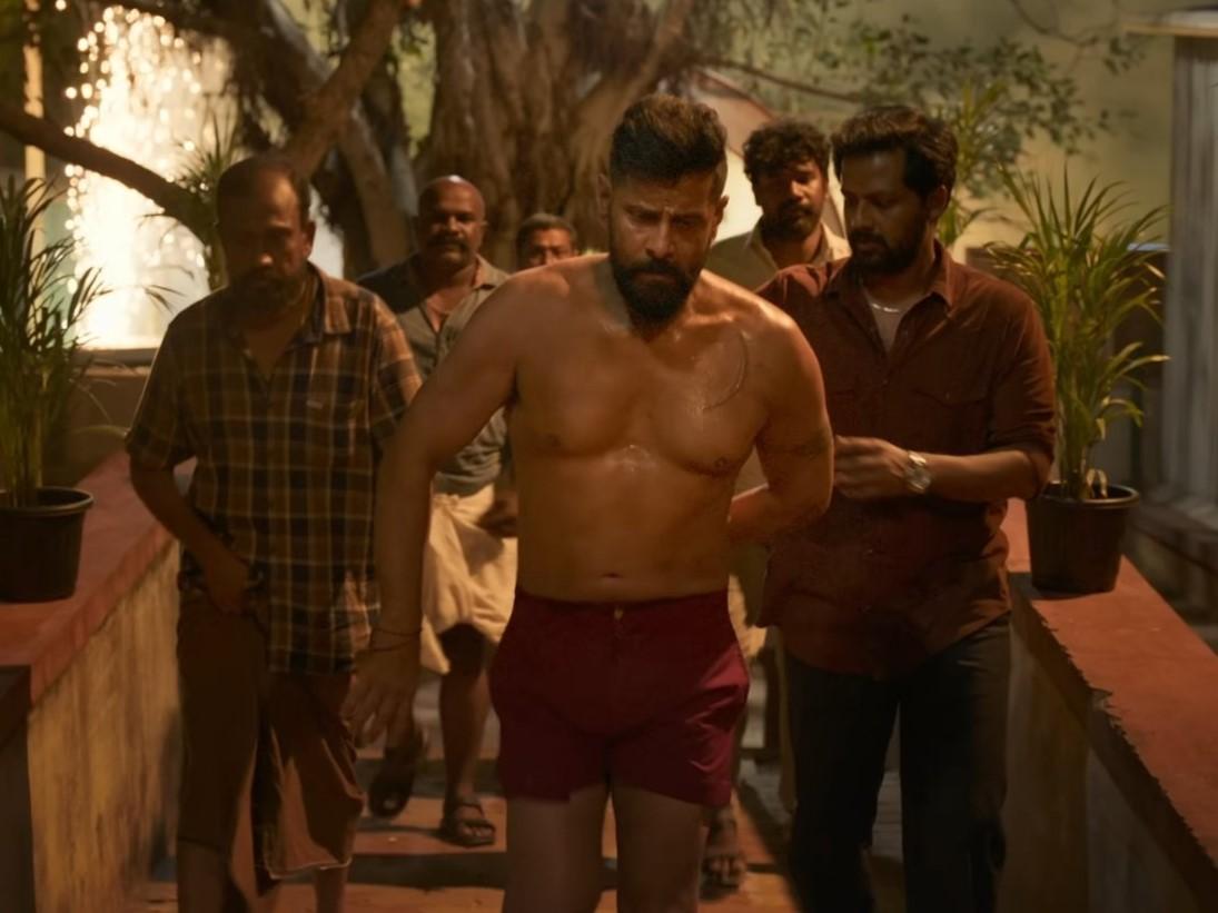 'Veera Dheera Sooran' Trailer: Chiyaan Vikram Delivers A Dark, Brutal ...
