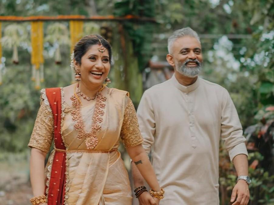 Meet DJ Vasi Sachi, Bigg Boss Tamil Fame Priyanka Deshpande's Second Husband | TimelineDaily