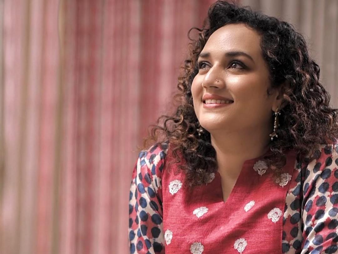 Actor Muthumani Awarded PhD In Copyright Law | TimelineDaily