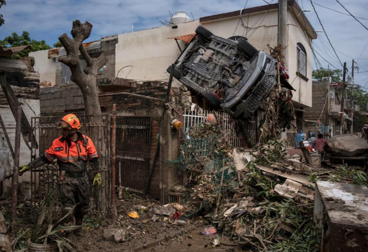 Mexico Floods Kill 64, Dozens Missing In Worst Disaster In Years ...