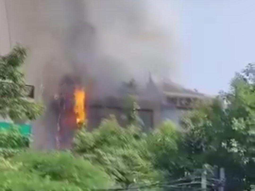 At Least 21 Killed In Major Fire At Lemon Green Restaurant In Delhi's ...